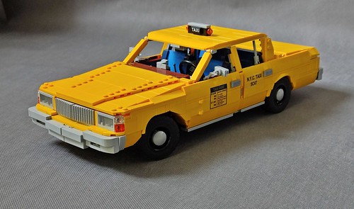 Lego Chevrolet Caprice NYC Taxi Cab | The Lego Car Blog