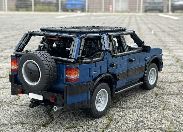 Lego Technic Opel Frontera | The Lego Car Blog