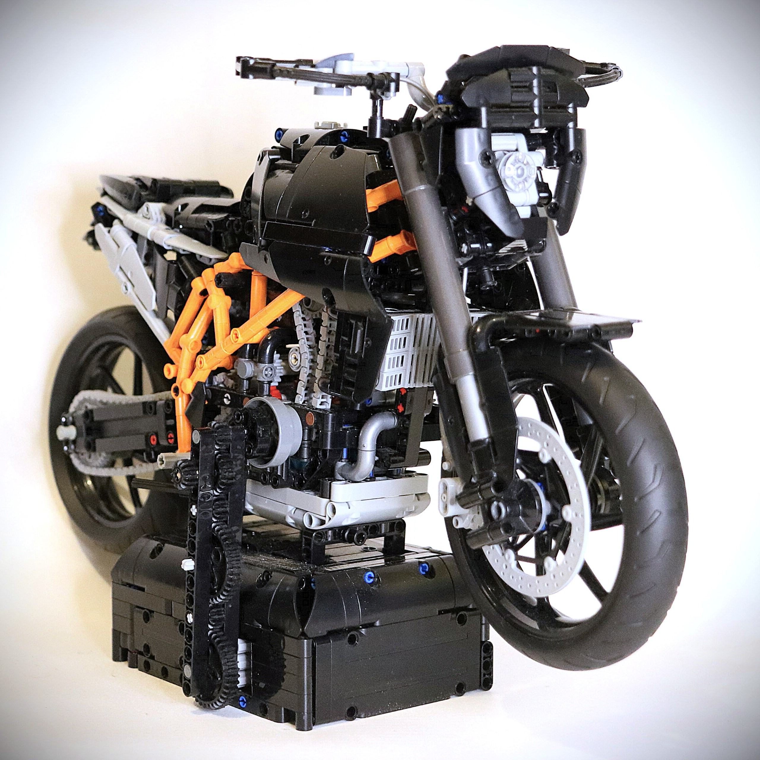 Lego Technic KTM 690 Duke | The Lego Car Blog