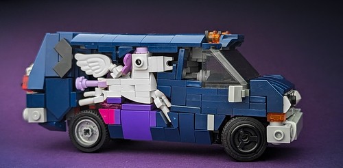 Lego Disney Pixar Onward Guinevere Van | The Lego Car Blog